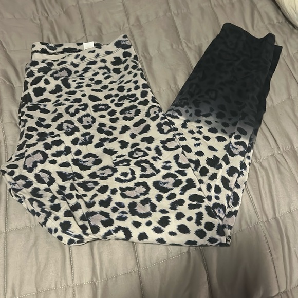 Victoria's Secret | Pants & Jumpsuits | Victorias Secret Ombre Leopard ...